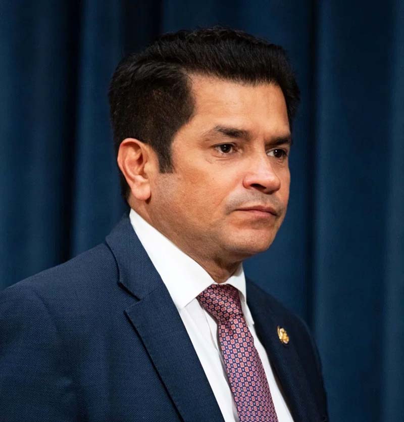 Dem Rep. Jimmy Gomez Wins Primary After Admitting He Cheated on His ...